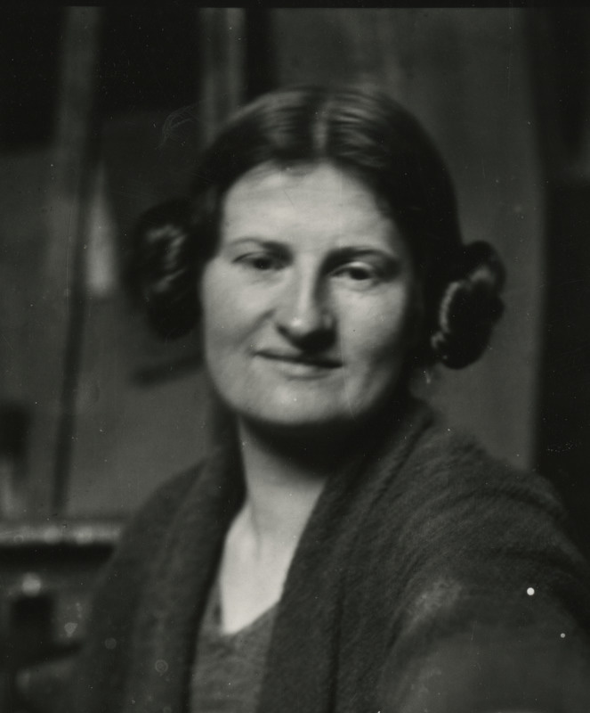 Jane Sutherland's Instagram, Twitter & Facebook on IDCrawl